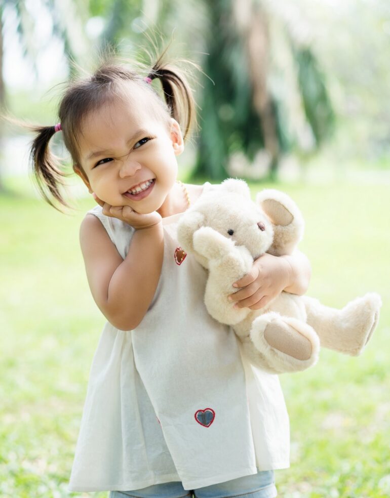 200 most popular baby names for girls born in 1994, at ClickBabyNames